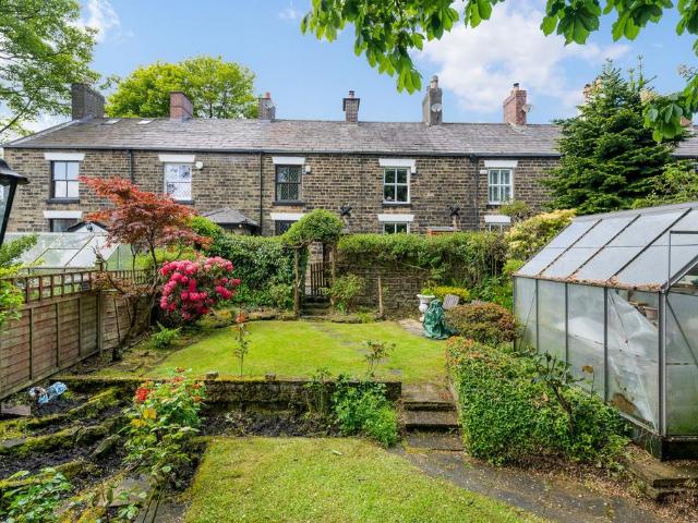 2 bedroom terraced house for sale