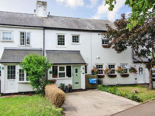 2 bedroom terraced house for sale