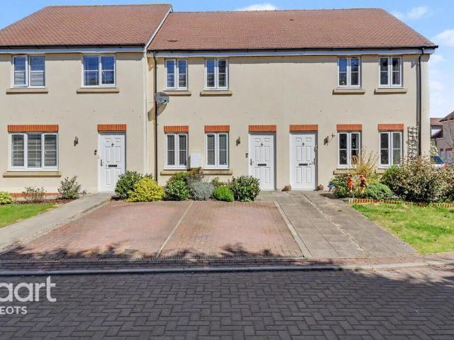 2 bedroom terraced house for sale