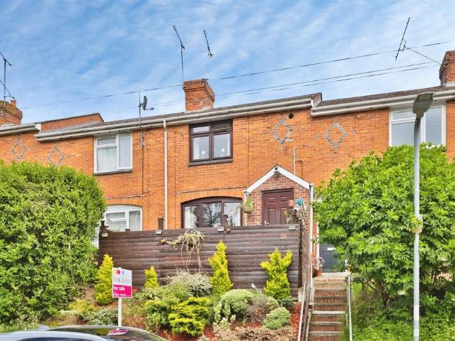 2 bedroom terraced house for sale