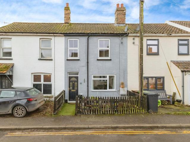 2 bedroom terraced house for sale
