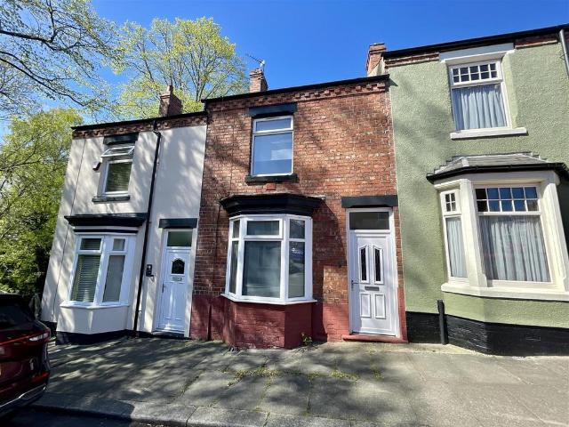 2 bedroom terraced house for sale