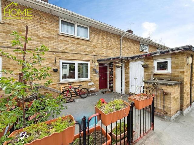 2 bedroom terraced house for sale