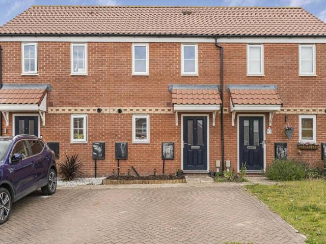 2 bedroom terraced house for sale