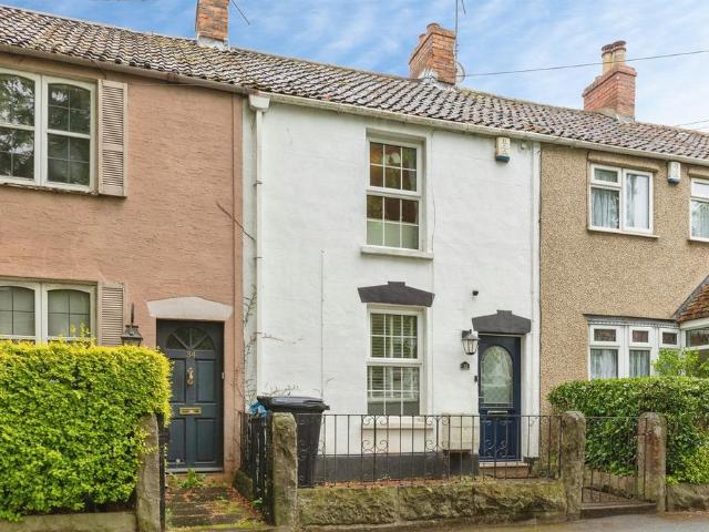 2 bedroom terraced house for sale