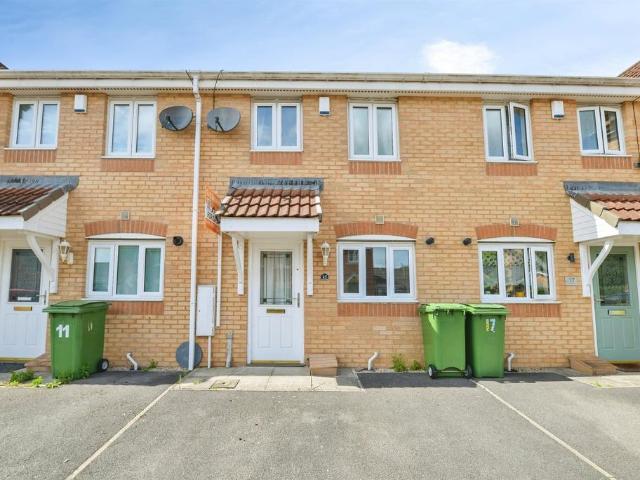 2 bedroom terraced house for sale