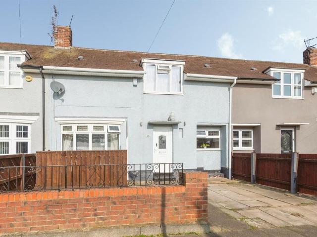 2 bedroom terraced house for sale