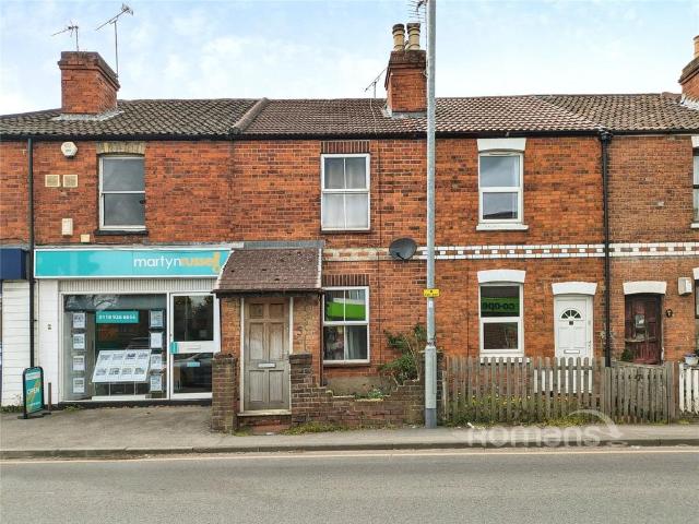 2 bedroom terraced house for sale