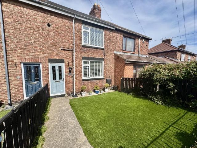 2 bedroom terraced house for sale