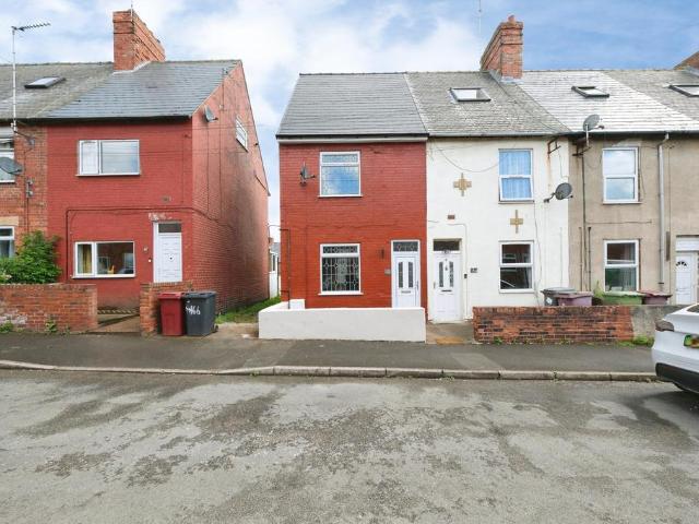 2 bedroom terraced house for sale