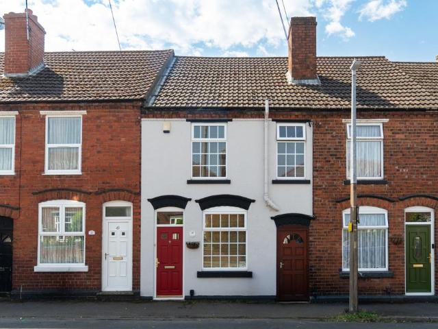 2 bedroom terraced house for sale
