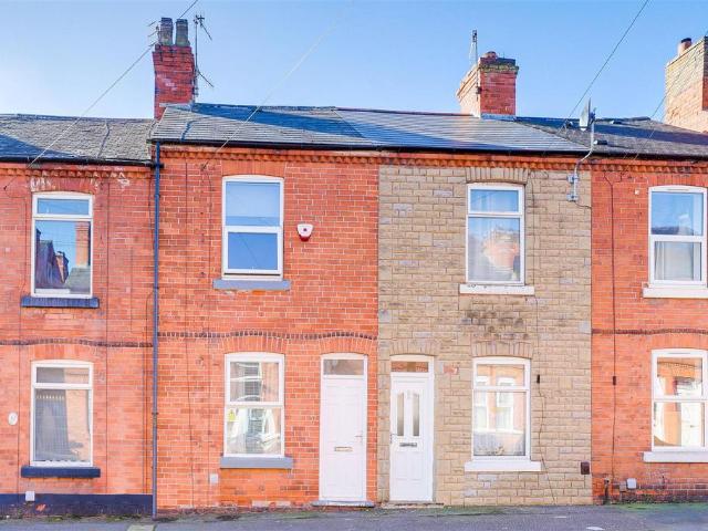 2 bedroom terraced house for sale