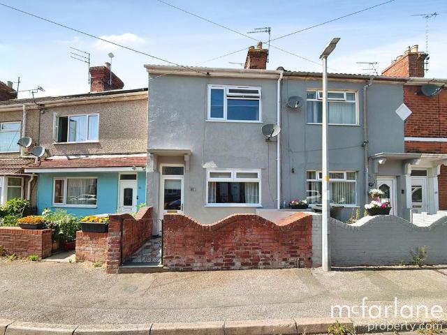 2 bedroom terraced house for sale