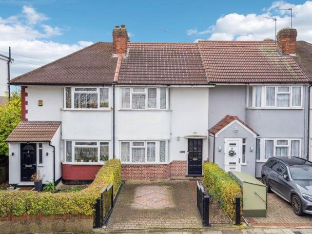 2 bedroom terraced house for sale
