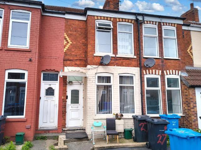 2 bedroom terraced house for sale