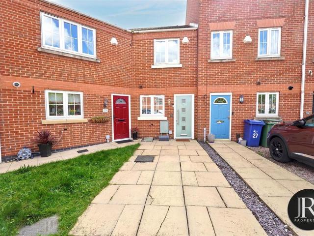 2 bedroom terraced house for sale