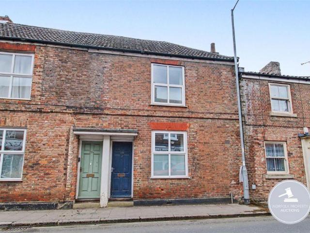 2 bedroom terraced house for sale
