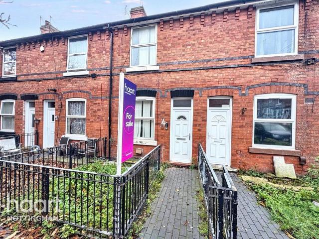 2 bedroom terraced house for sale