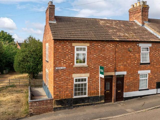 2 bedroom terraced house for sale
