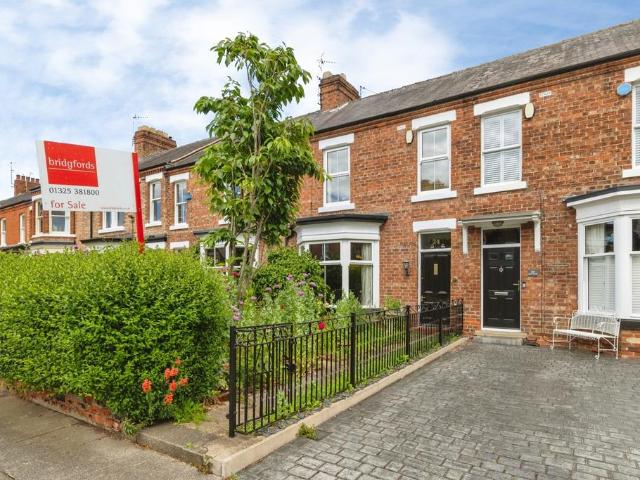 2 bedroom terraced house for sale