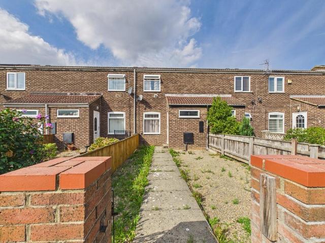 2 bedroom terraced house for sale