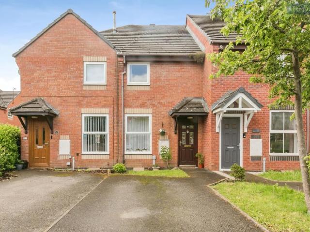 2 bedroom terraced house for sale