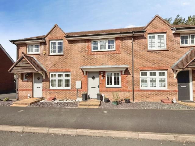 2 bedroom terraced house for sale