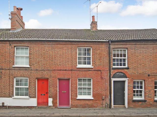 2 bedroom terraced house for sale