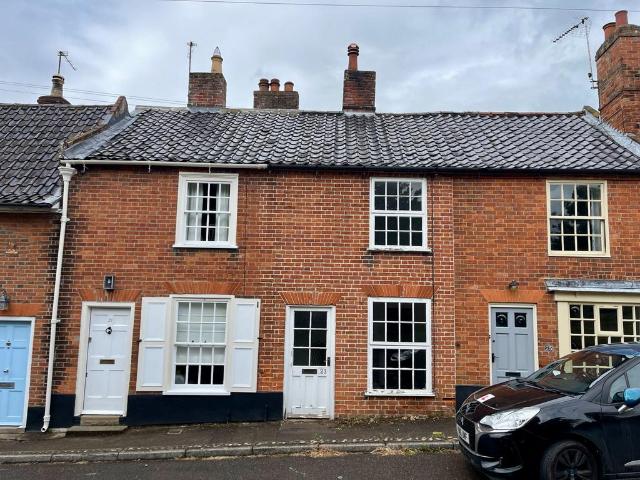 2 bedroom terraced house for sale