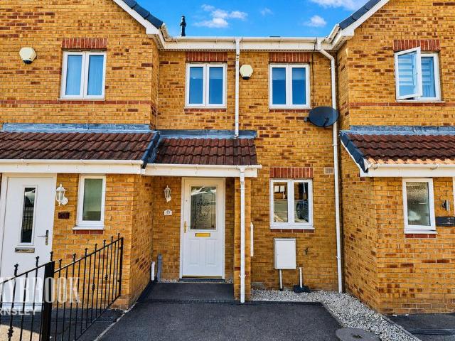 2 bedroom terraced house for sale