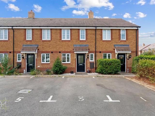 2 bedroom terraced house for sale