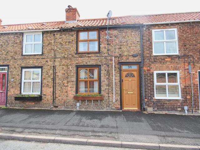 2 bedroom terraced house for sale