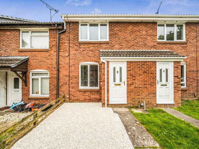 2 bedroom terraced house for sale