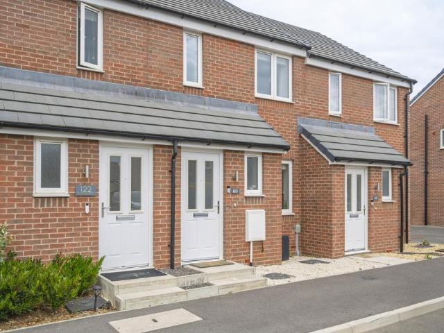 2 bedroom terraced house for sale