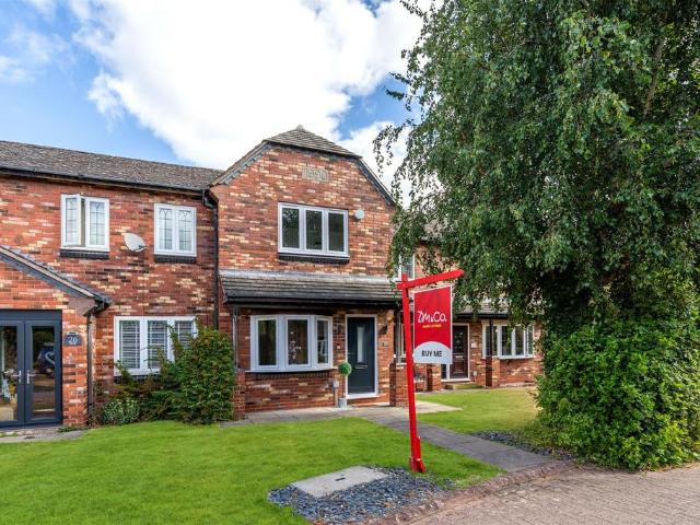 2 bedroom terraced house for sale