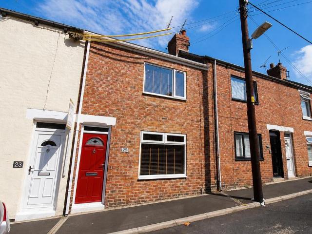 2 bedroom terraced house for sale