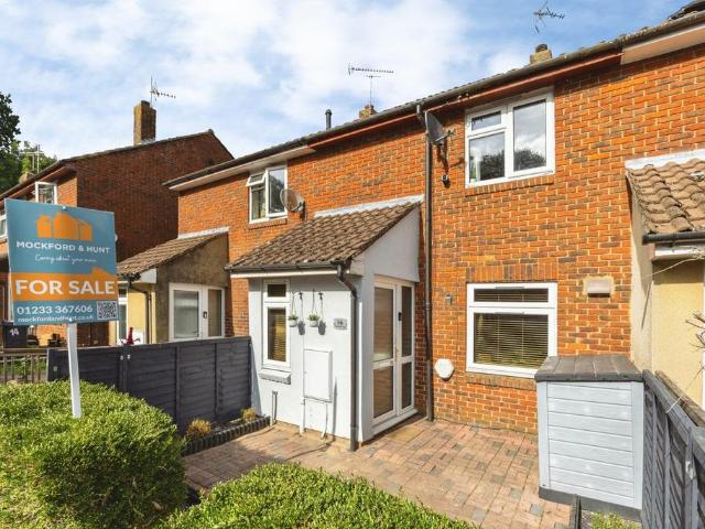 2 bedroom terraced house for sale