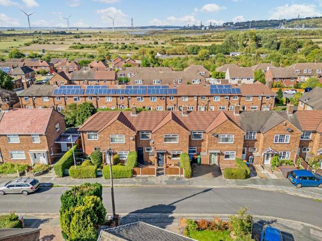 2 bedroom terraced house for sale
