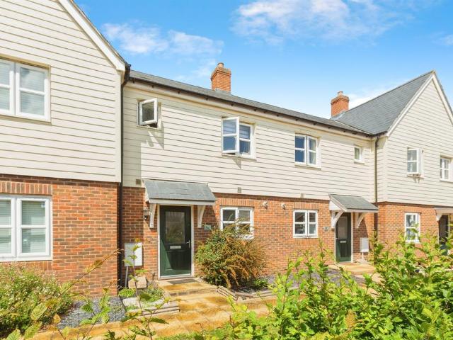 2 bedroom terraced house for sale