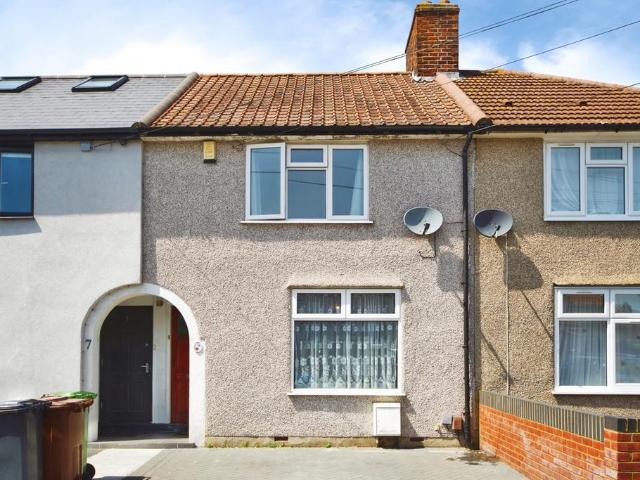 2 bedroom terraced house for sale