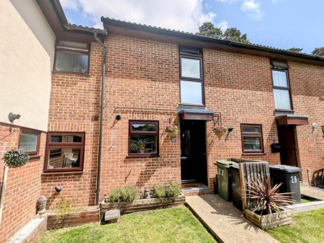 2 bedroom terraced house for sale