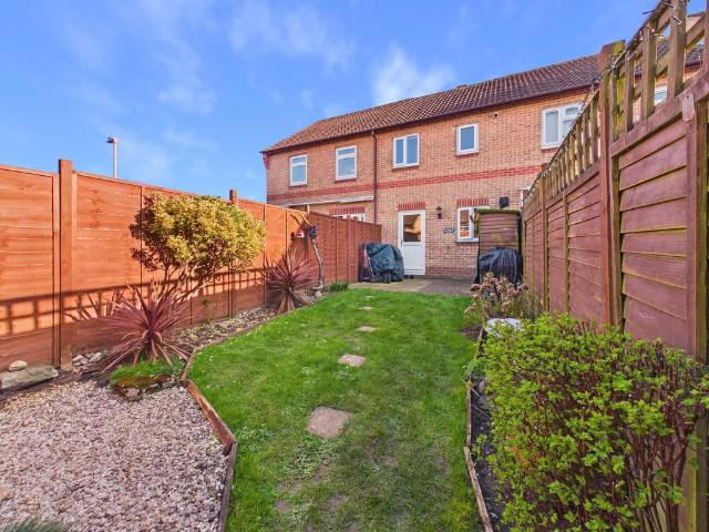 2 bedroom terraced house for sale