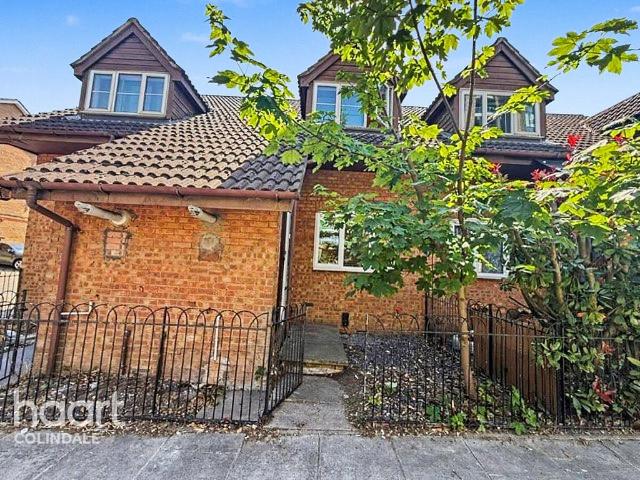 2 bedroom terraced house for sale
