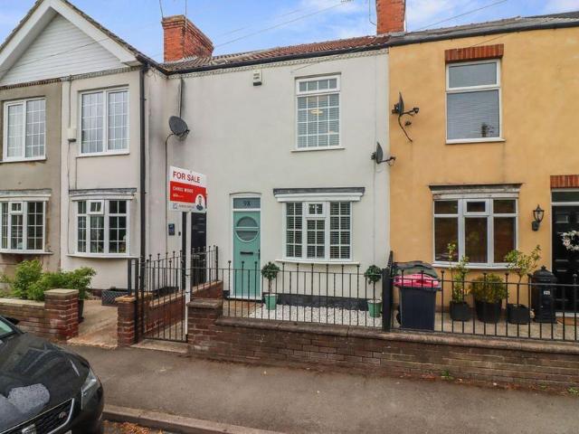 2 bedroom terraced house for sale