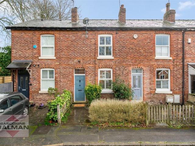 2 bedroom terraced house for sale