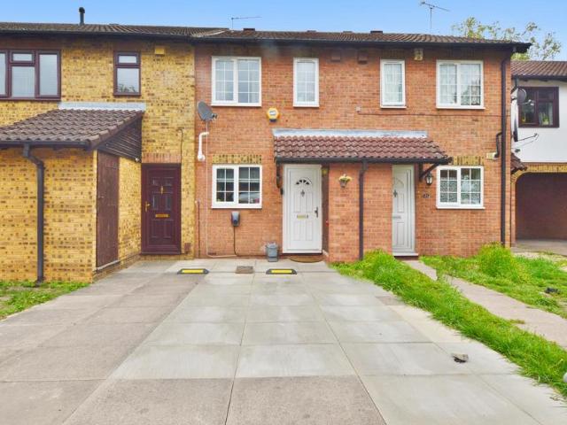 2 bedroom terraced house for sale