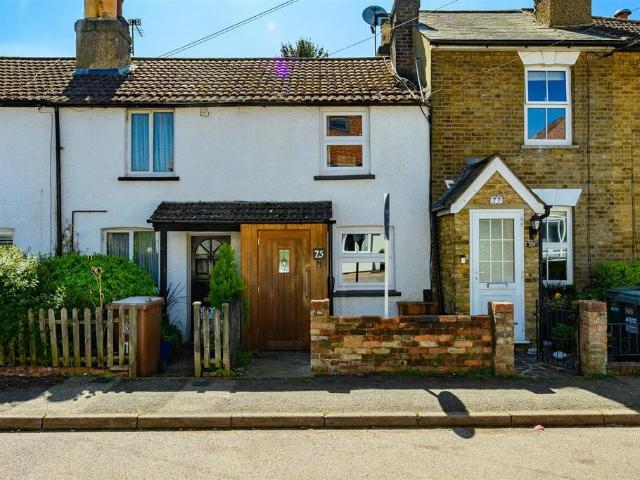 2 bedroom terraced house for sale