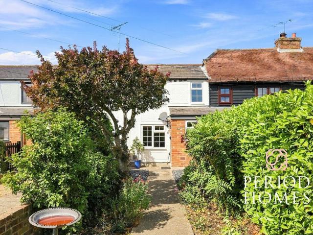 2 bedroom terraced house for sale