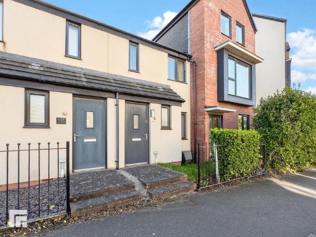 2 bedroom terraced house for sale