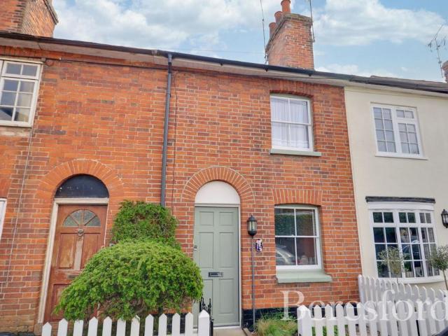 2 bedroom terraced house for sale